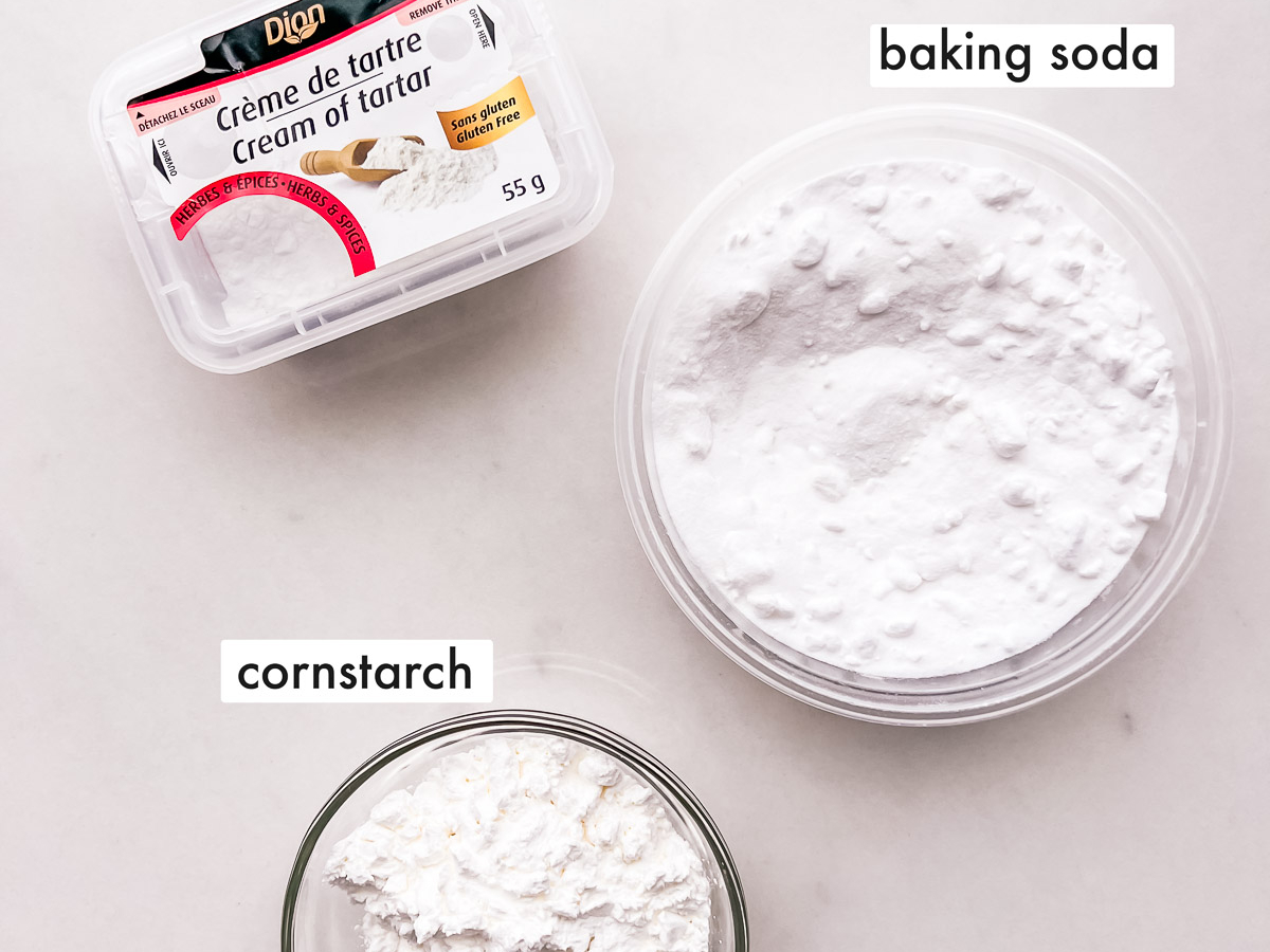 Baking Powder Vs Cornstarch: Differences, Uses, Substitutes